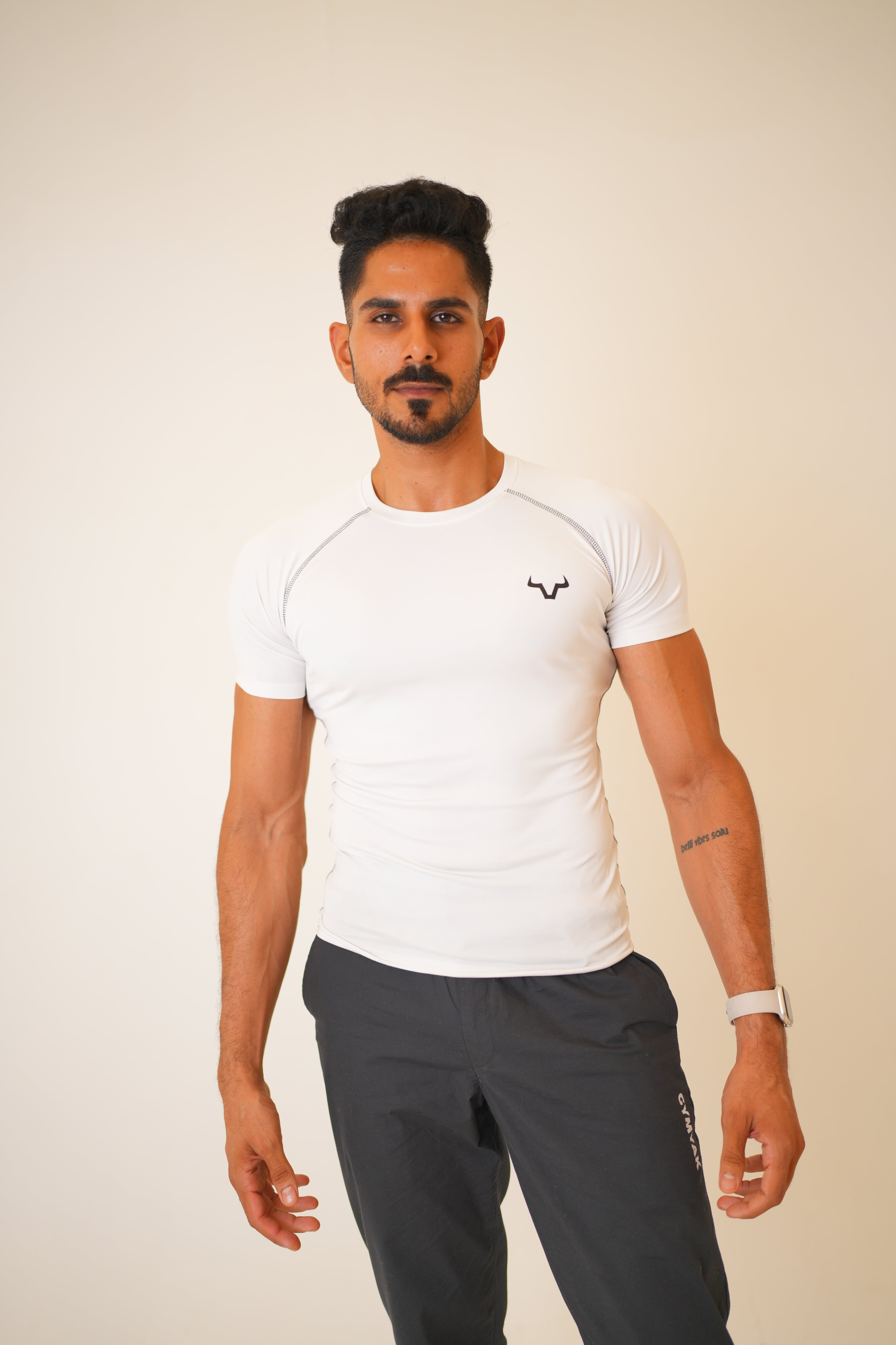 Men's Black Compression T-Shirt – Engineered for Performance | Gymyak ...